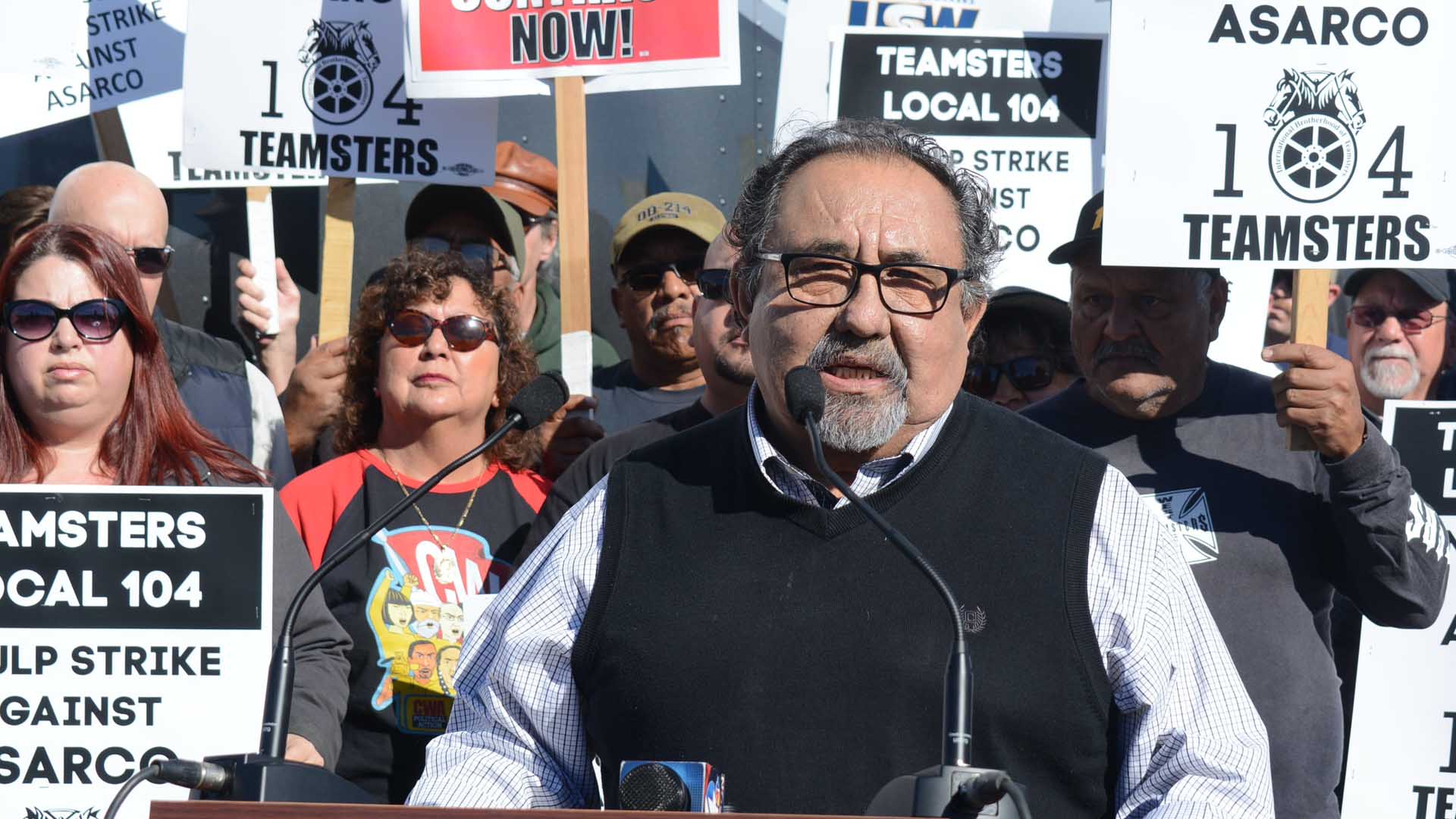 Economía Congressman Raúl Grijalva mayo 2023 - Hola! Tucson Mgz
